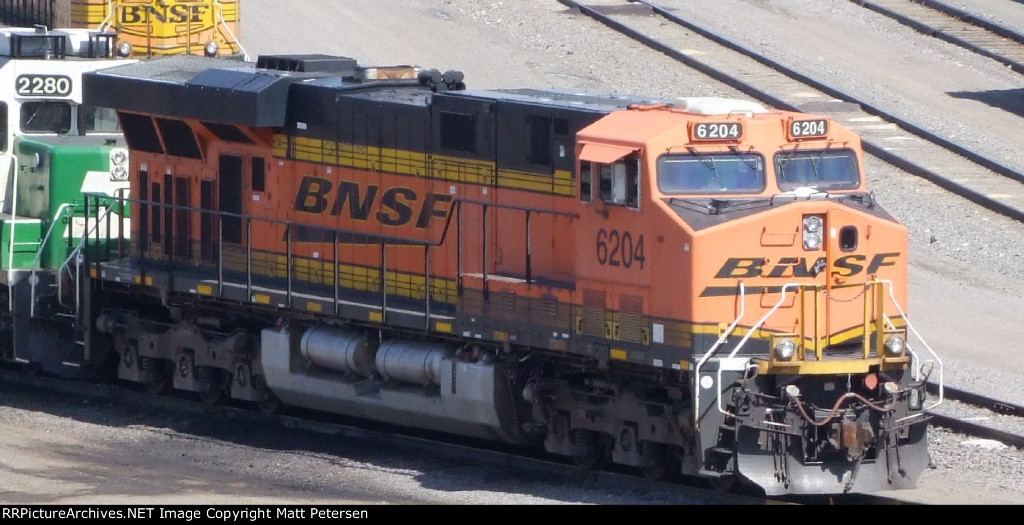 BNSF 6204